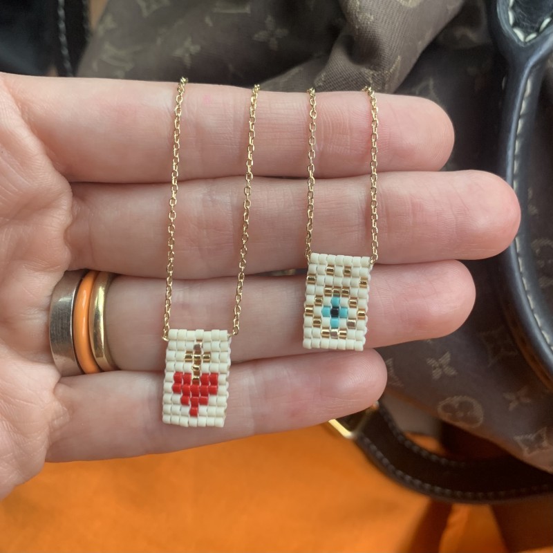 Colar Escapulário Amor e Proteção Feito a mão.